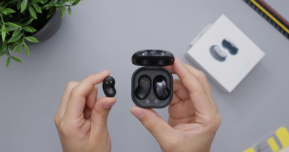 Best Wireless Earbuds for Every Budget in 2026 | DealGeek